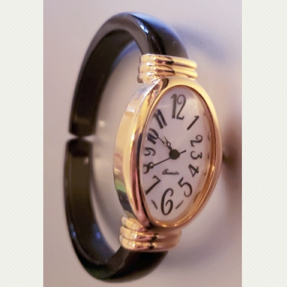 Avon | Accessories | Vintage Avon Bracelet Watch | Poshmark
